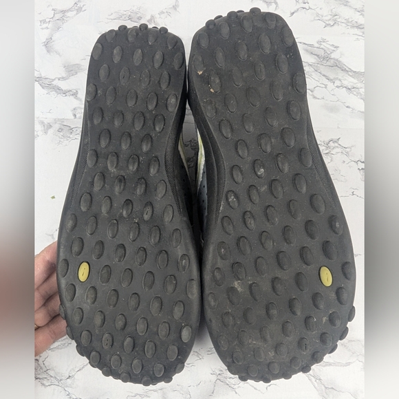 Privo | Shoes | Clarks Privo Tequini Size 75 Leather Slip On Shoes In ...